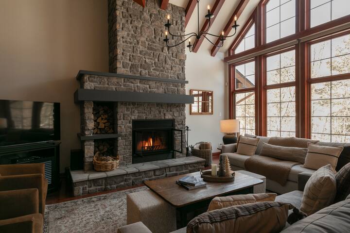 Ski-in/out —> Au Spa En 2 Min | Foyer & Ping-pong - Mont-Tremblant