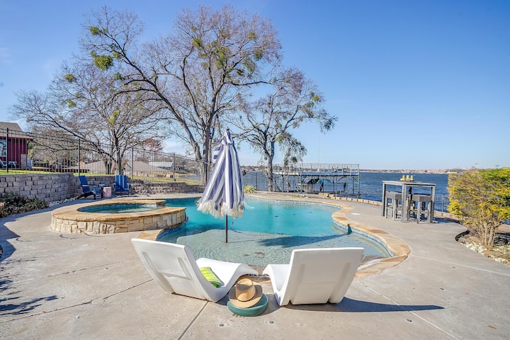 3br/3ba Home W/ Pool, Fire Pit & Lake View - Granbury, TX