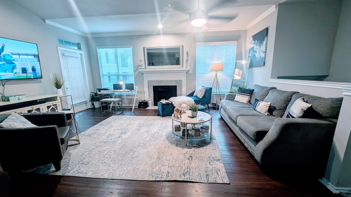 Charming Starwood Retreat Frisco - Frisco, TX