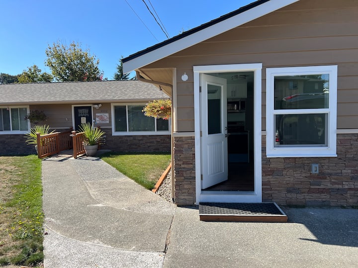 Home Next To Everett Boeing And Mukilteo Beach! - Everett, WA