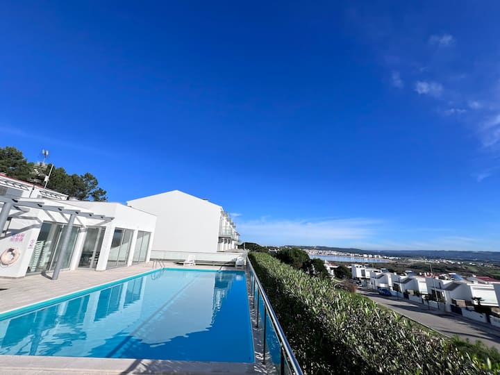 Stijlvolle Villa In Salir Met Uitzicht Op De Baai - Foz do Arelho