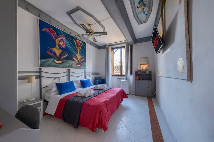 [Duomo - Station 2 Minutes Away] Romantic Flat - Florencia