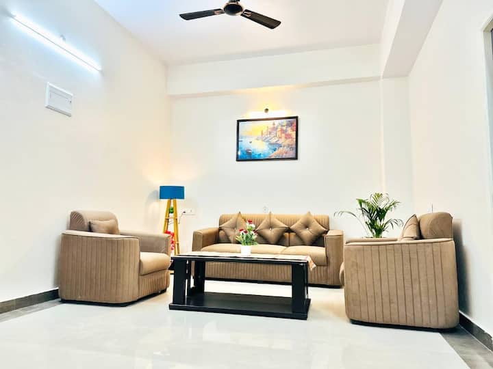 Kashi Kastle Krishna: A Touch Of Timeless Luxury - Varanasi