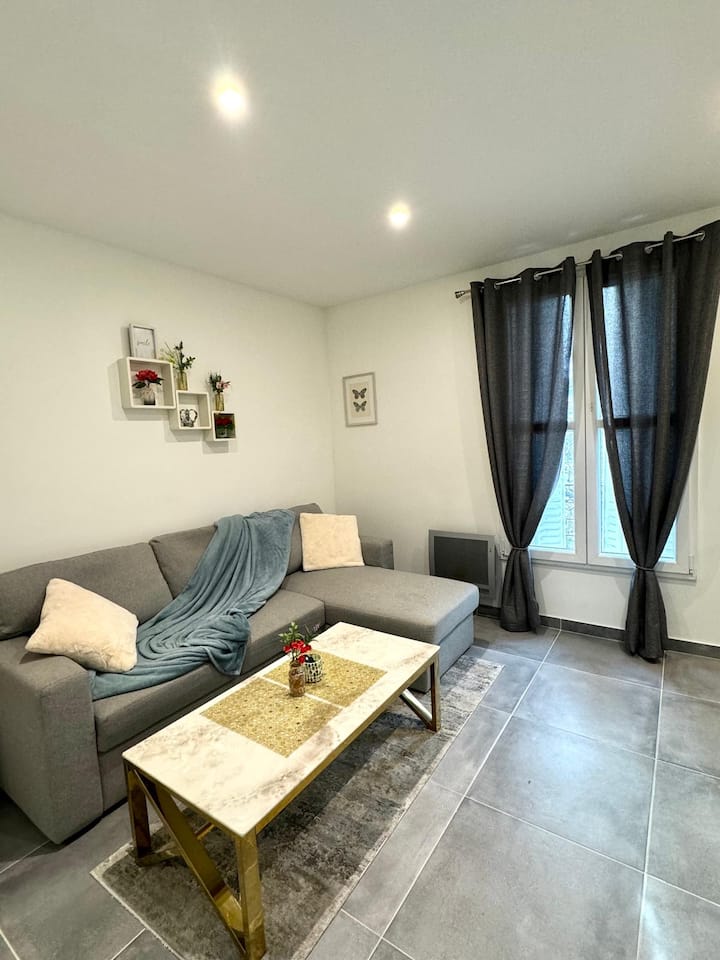Appartement Charmant - Livry-Gargan