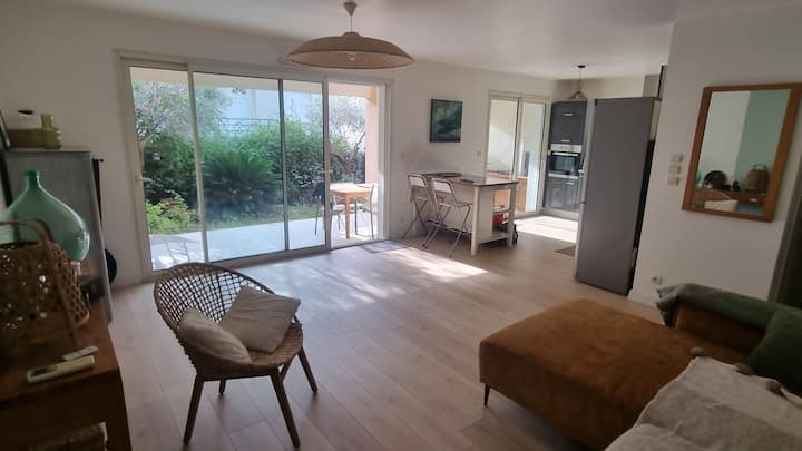 Espace Ressource Au Calme Proche Plages. - La Ciotat