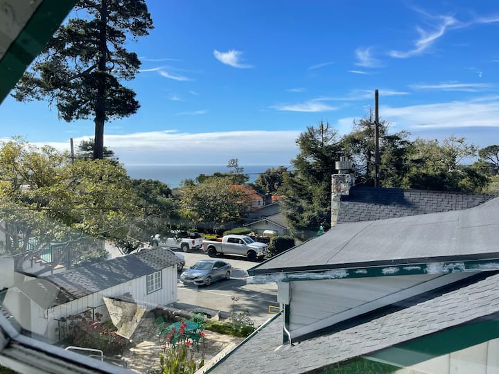 Carmel Hideaway Ocean View - Carmel-by-the-Sea, CA