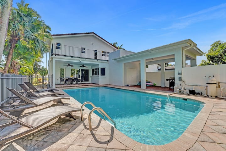 Dream Beach House With H/pool - Hollywood, FL