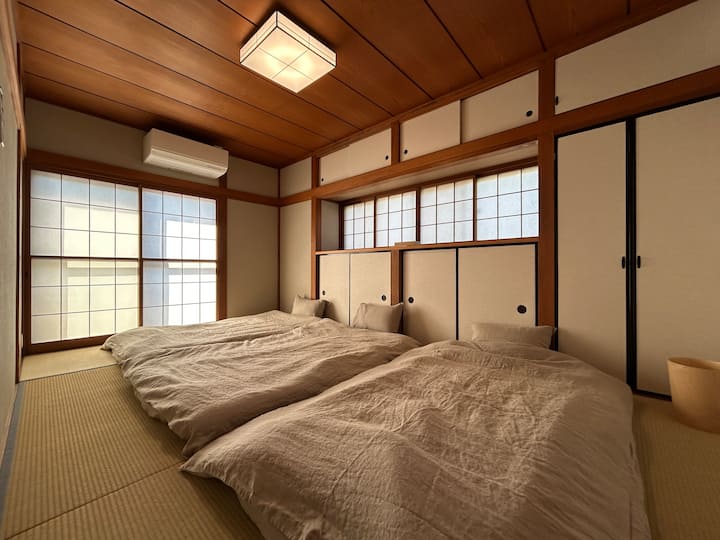 【連泊割引最大半額】あじさい寺観光/北鎌倉駅徒歩40秒/宿坊/無料駐車場最大4台/最大8名一棟貸切 - Yokosuka