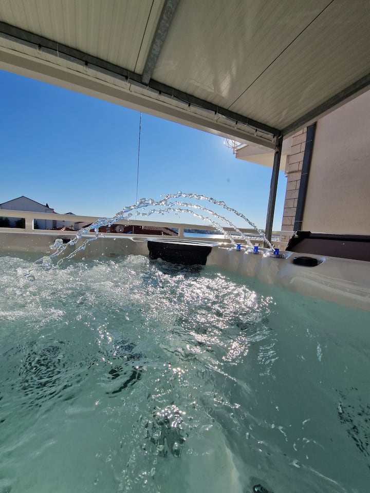 Apartment Lucija Za 7 Osoba - Trogir