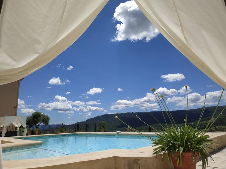 Apartment For 3 With Terrace, Pool, And Parking. - Gorges du Verdon