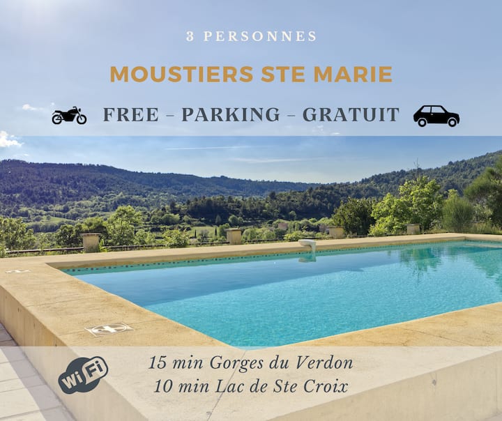 Vivez Moustiers Au Bord De La Piscine - Moustiers-Sainte-Marie