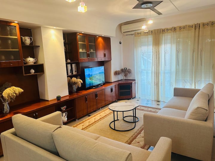 Cozy Apartament Tirana Center - Tirana