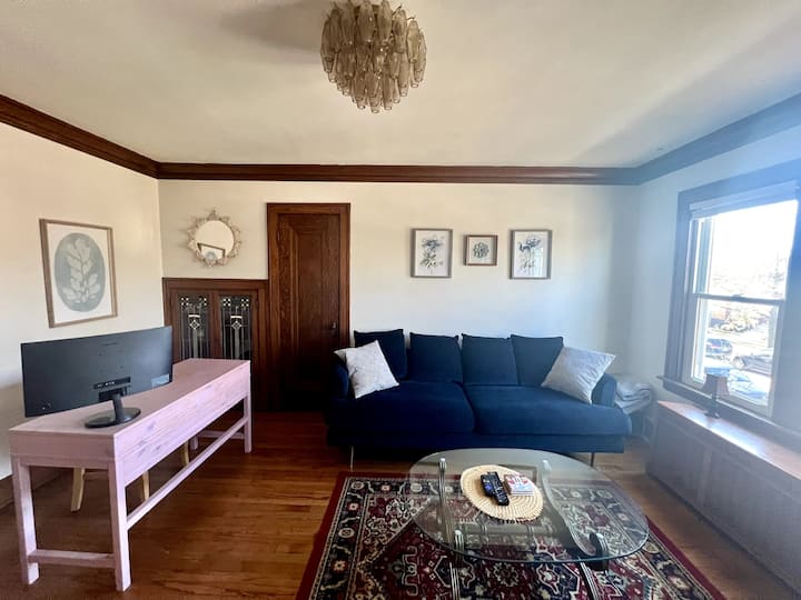 Sunny Apt Close To O'hare + Easy Parking + Dogs Ok - Water Park, Harwood Heights