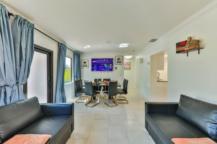 Remodeled Family Joy - Hollywood, FL