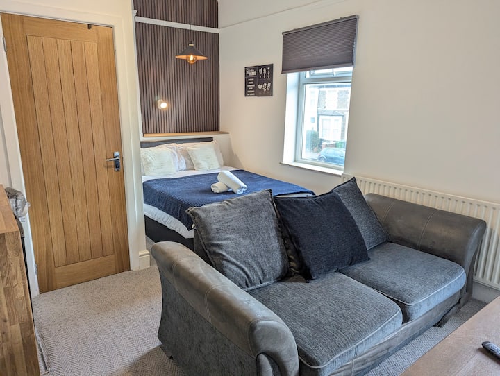 Cosy & Central Studio Bedsit 7 - Cardiff