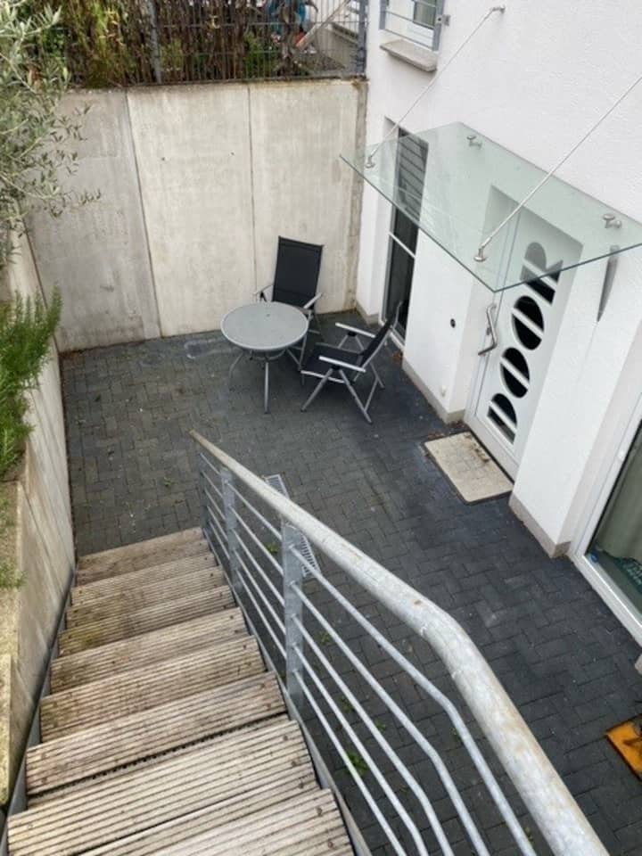 Sep. Wohnung Ca. 40 Qm Im Ug - Hennef (Sieg)