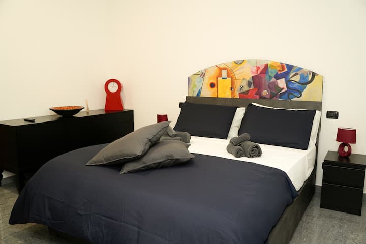 Bari Home Art: Duplex With Terrace In City Center - Bari