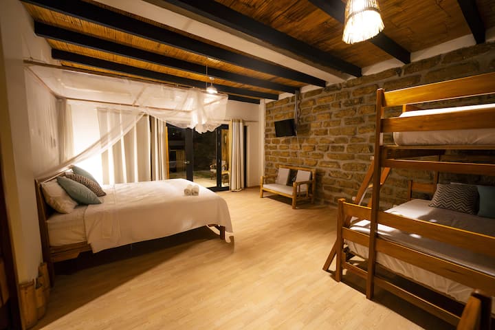 Descubre Máncora Y Su Magia - Máncora