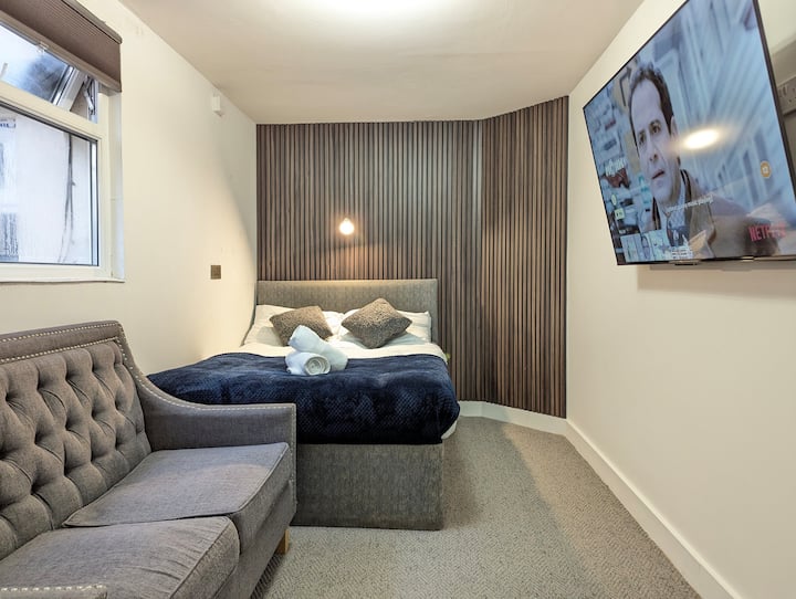 Cosy & Central Studio Bedsit 3 - Cardiff