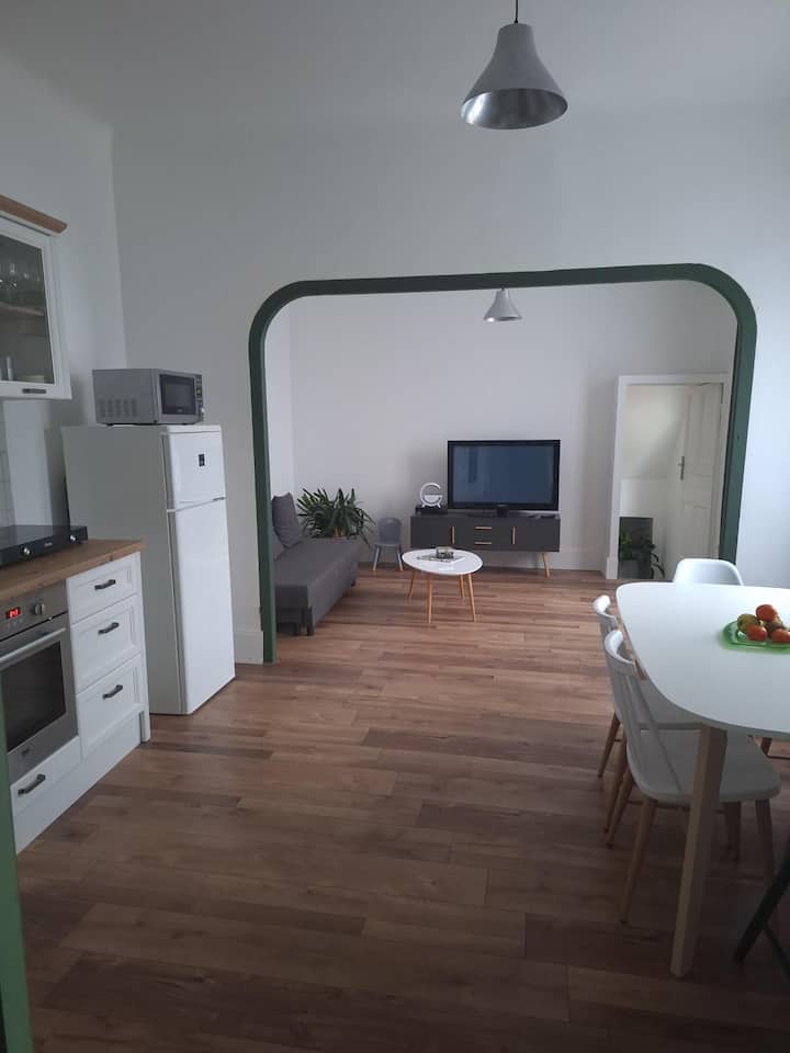 Les Racines De Montchapet : Cour&parking Sécurisé - Dijon