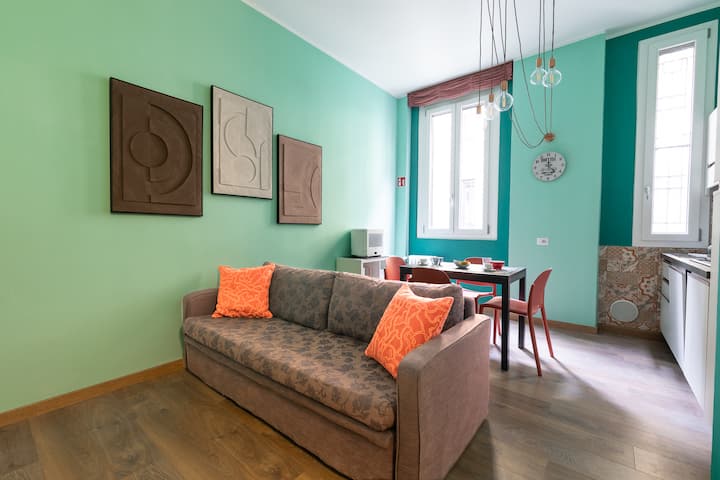 Comodo E Strategico Nel Quartiere Isola-garibaldi - Milão