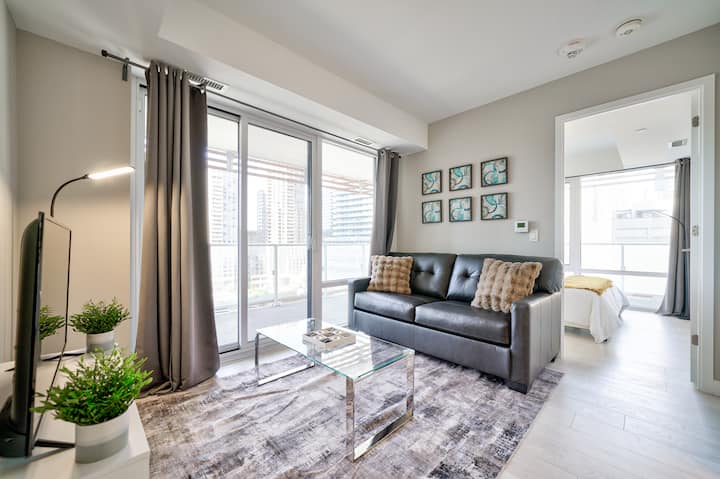 1 Bdrm Urban Oasis-steps Towellesley Subway - 多倫多
