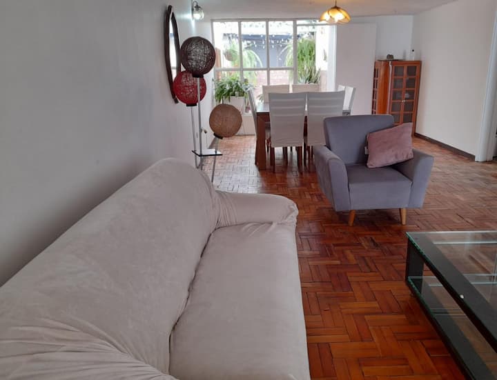 Moderna, Cómoda,  Amplia Y Central - Manizales