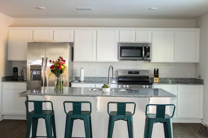 The Myrtle: Pet-friendly Escape - Sumter, SC