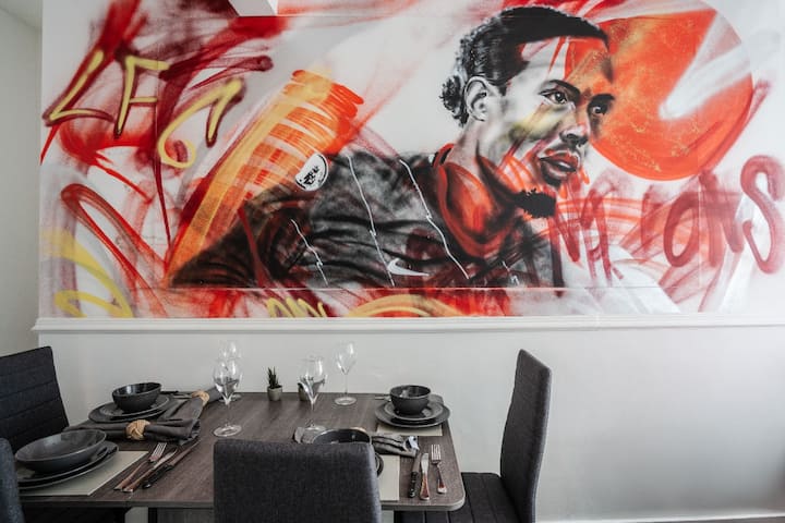 Lfc Theme - Free Parking - 2 Bathroom - Liverpool