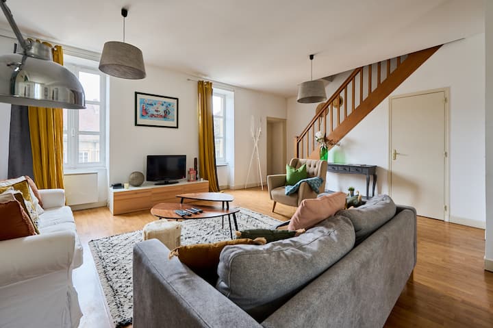Piron : Duplex De Cachet En Hypercentre - Dijon