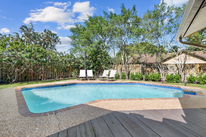 8 Min To Atlantic Ave & Beach W/ Heated Salt Pool! - Delray Beach, FL