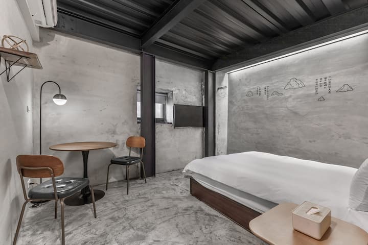 九份山經智能入住旅宿丨近九份老街｜山城美景｜高級雙人房 - Keelung City