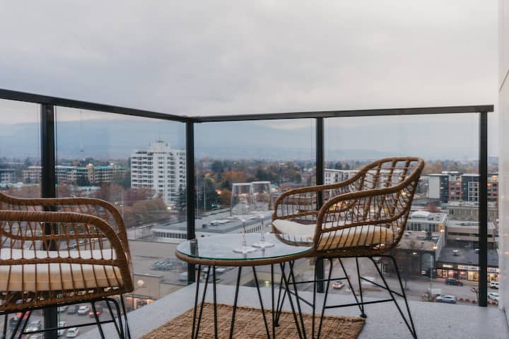 Dandelion Studio | Pet- Friendly - Kelowna