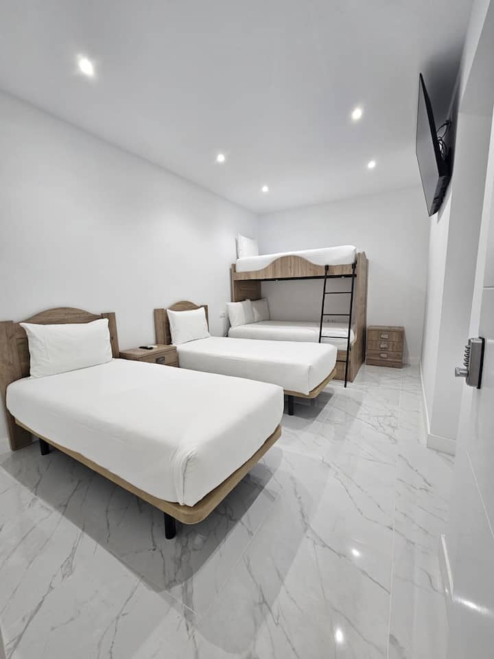 Pensión Cibeles 8 Cuádruple Individual Baño Privad - Córdoba