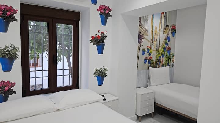 Pensión Cibeles 9_triple Matr.+ind.l_b Priv. - Cordoue