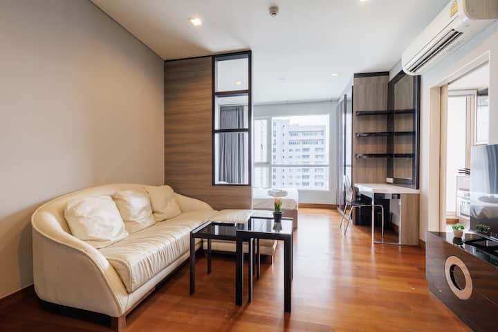 Luxury Condo Center Of Bkk- Close To Thong Lor Bts - Bangkok