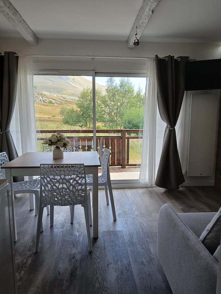 Alpe D'huez - Pied Des Pistes - L'Alpe d'Huez