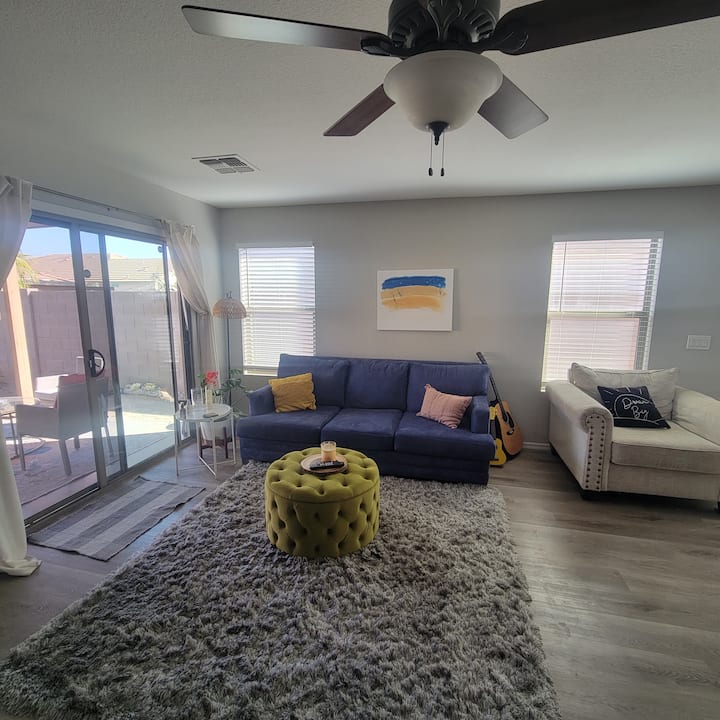Beautiful And Spacious Cozy Home - Queen Creek, AZ