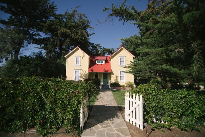 Farmhouse At The Flying Caballos Ranch - San Luis Obispo, CA