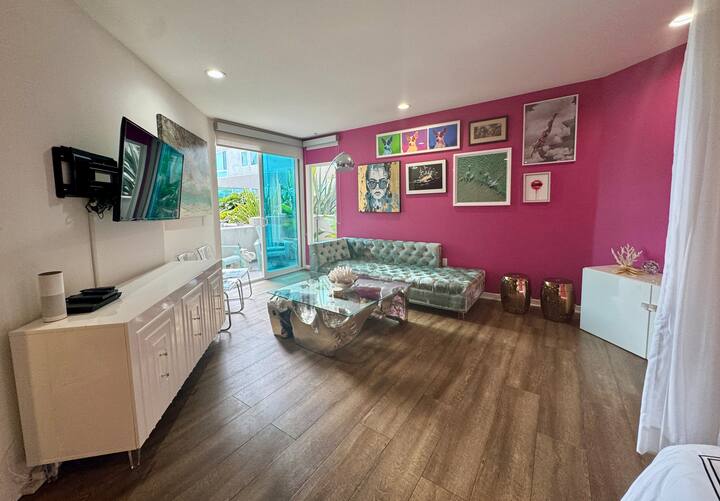 Waterfront Luxury Retreat Mdr Walk To Beach! - Marina del Rey, CA