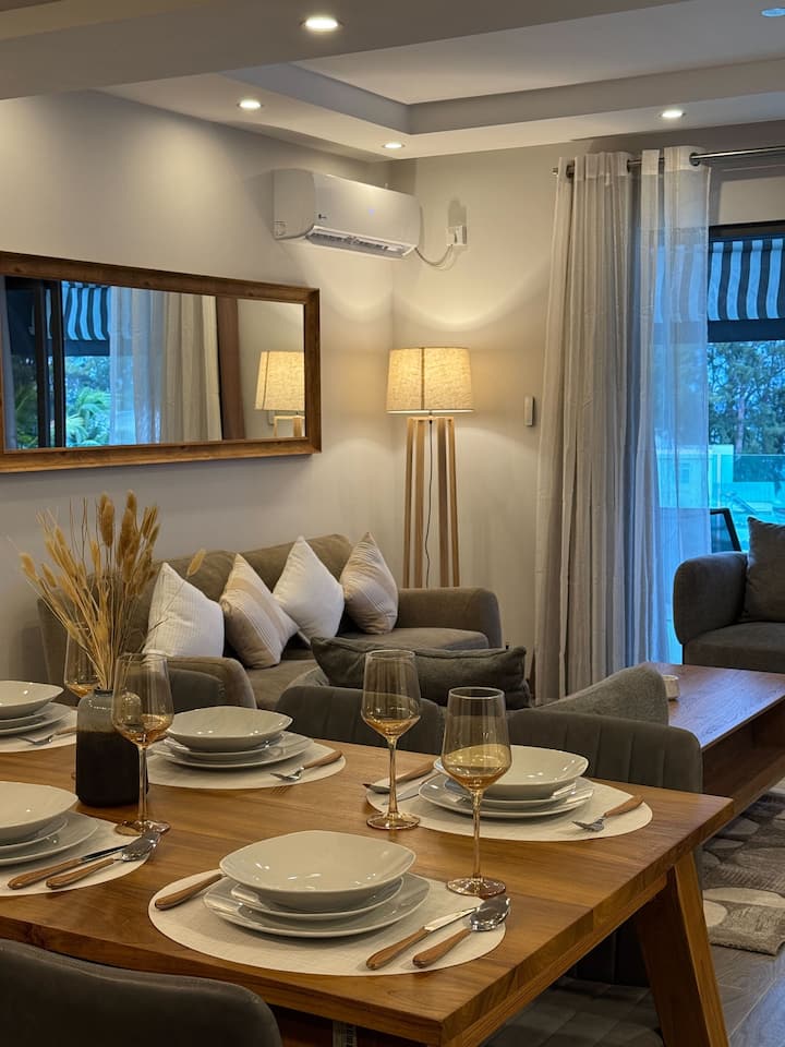 3-bedroom Sea View Penthouse, 4mins Walk To Beach - Maurice