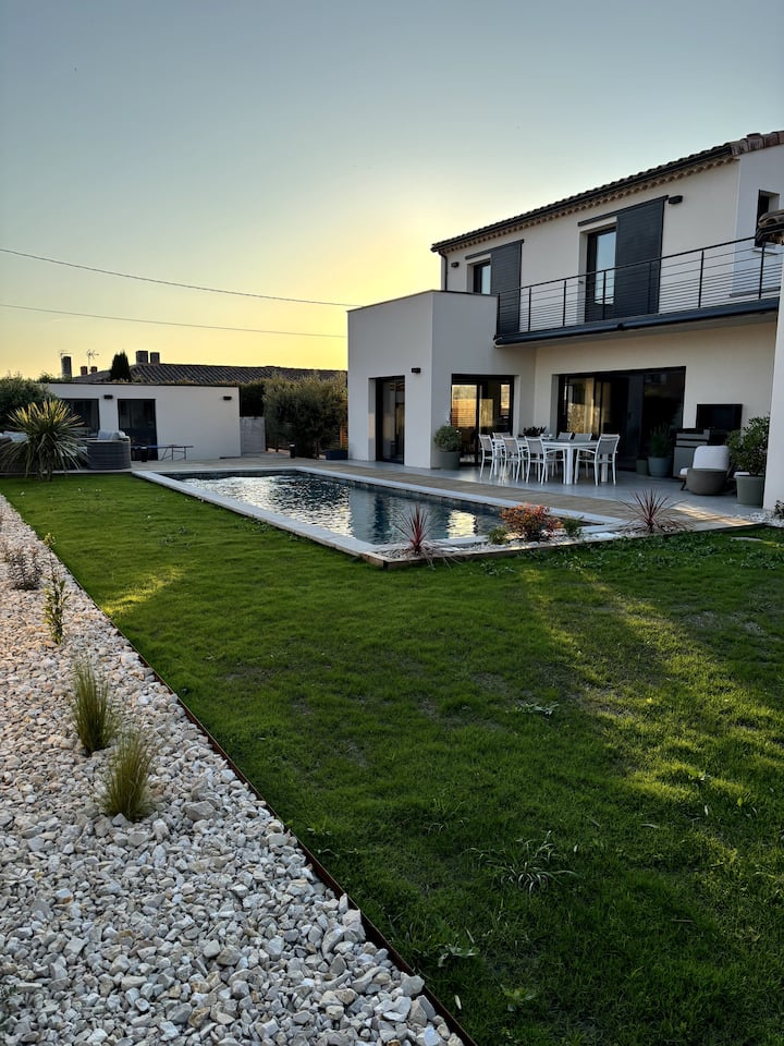 Villa Moderne En Provence - France