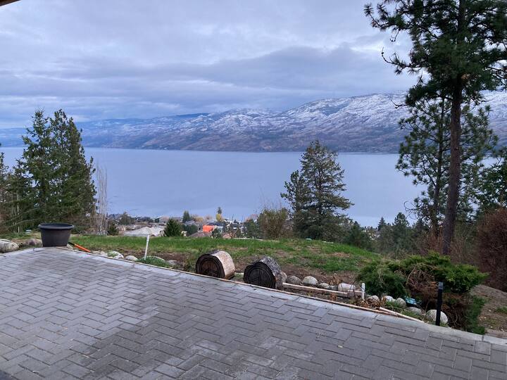 Peaceful Retreat: Suite W/ Lake And Mountain Views - Peachland