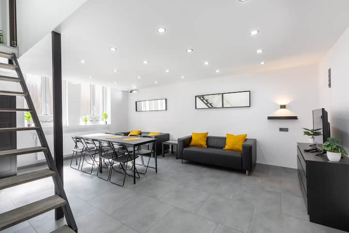 4br 9bed Modern Design Airco Beer&breakfast - Budapest Ferenc Liszt Airport (BUD)