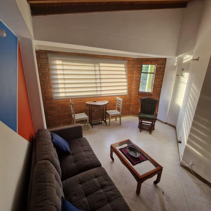 Luminous, Comfy Flat In Floresta - Medellín