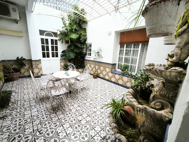 Casona En El Centro Para 15 Personas. - Rota