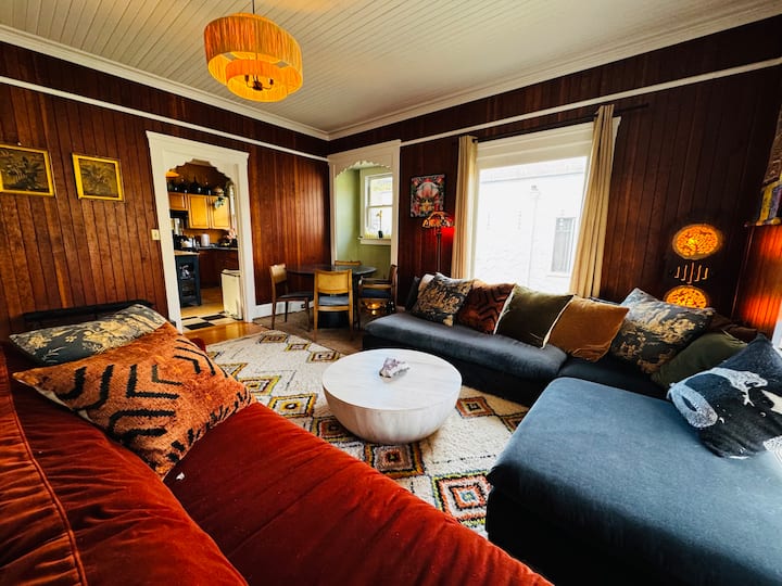 Beautiful Craftsman With Big Backyard - Fairfax, CA