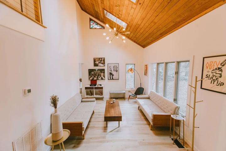 Woodsy Beachy Cottage. Minutes To Beach! Renovated - Southern Shores, NC