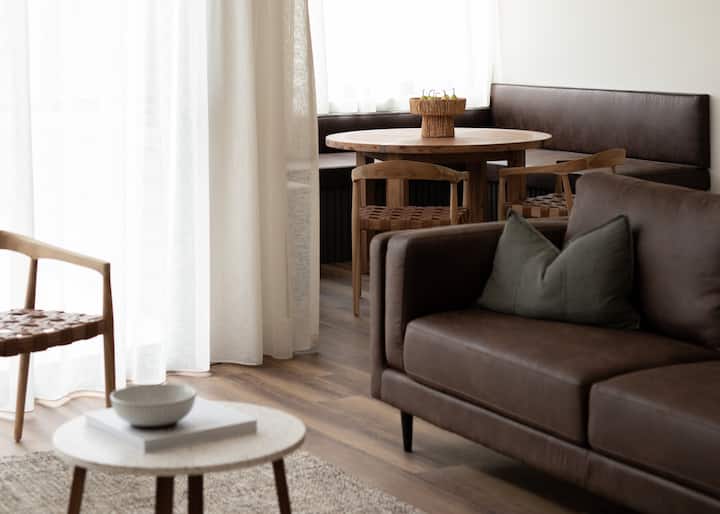 Apartments On Gavan - One - Bright