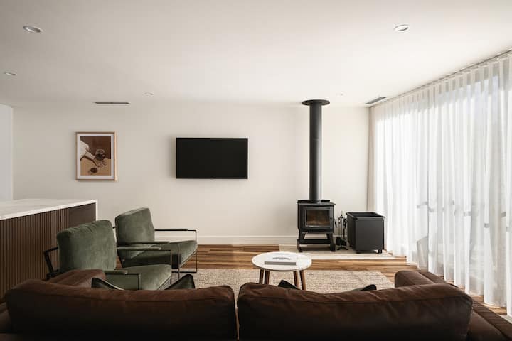Apartments On Gavan - One - Bright